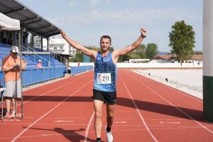 Krenuo je sa seoskim utrkama, a sada u Zagrebu bio treći od 5.000 trkača